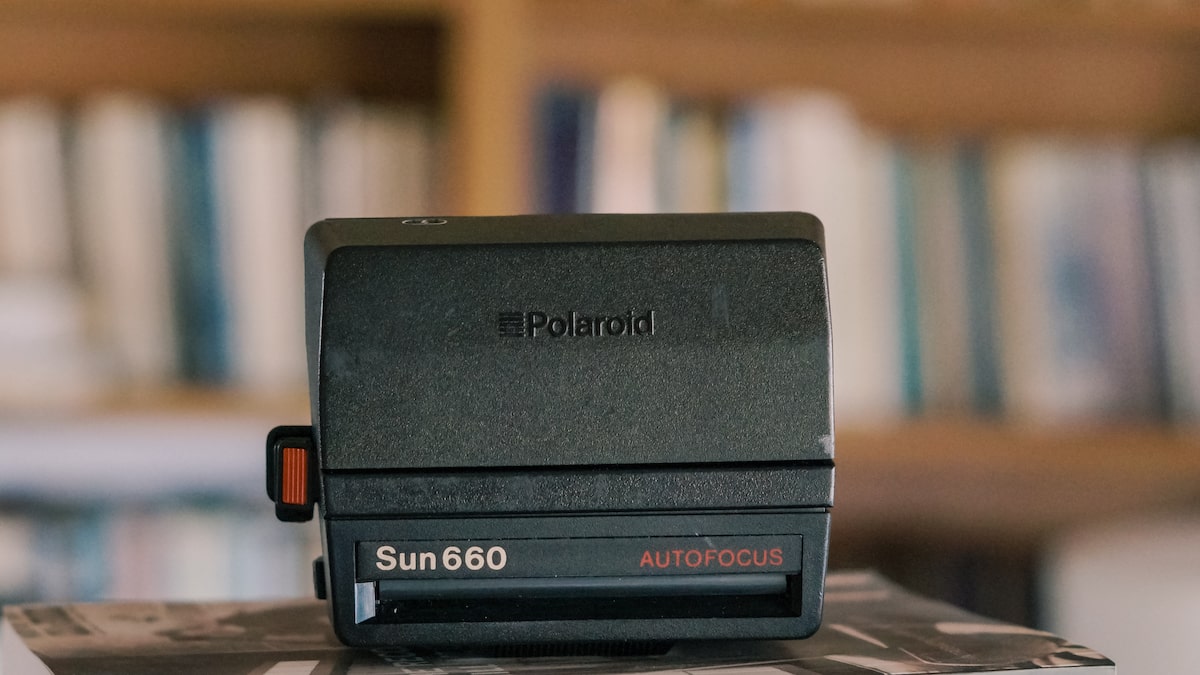 Polaroid Sun 660 review: should you buy one? - Letters to Barbara