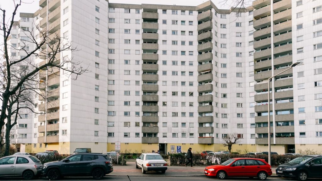 Exploring Gropiusstadt, Berlin's ambitious housing project - Letters to ...
