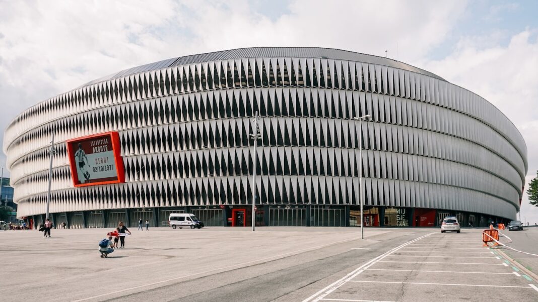 The Athletic Bilbao VIP Experience: A match at the San Mamés - Letters ...